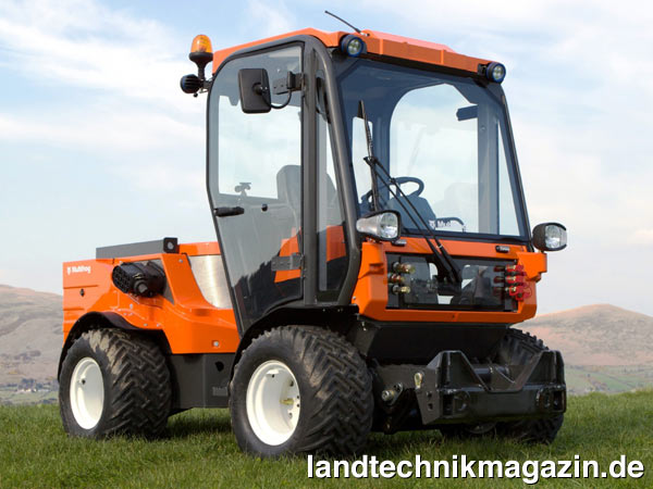 Eine Maschine, ein Fahrer, unzählige Einsatzmöglichkeiten – Der ...