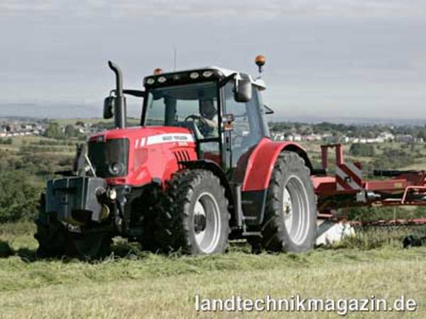Massey Ferguson erweitert die Baureihe MF 5400 - Traktoren