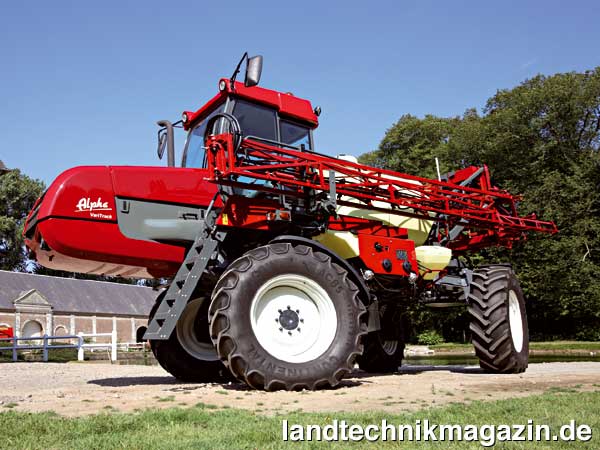 HARDI ALPHA i – der intelligente Selbstfahrer - Düngung und Pflanzenschutz