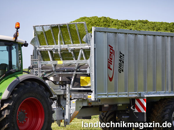 Fliegl präsentiert neue Generation des Abschiebewagens ASW - Sonstige ...